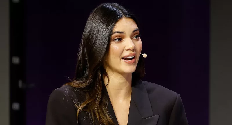 Kendall Jenner Flashes Her Bare Bottom With Christmas Lights Across It