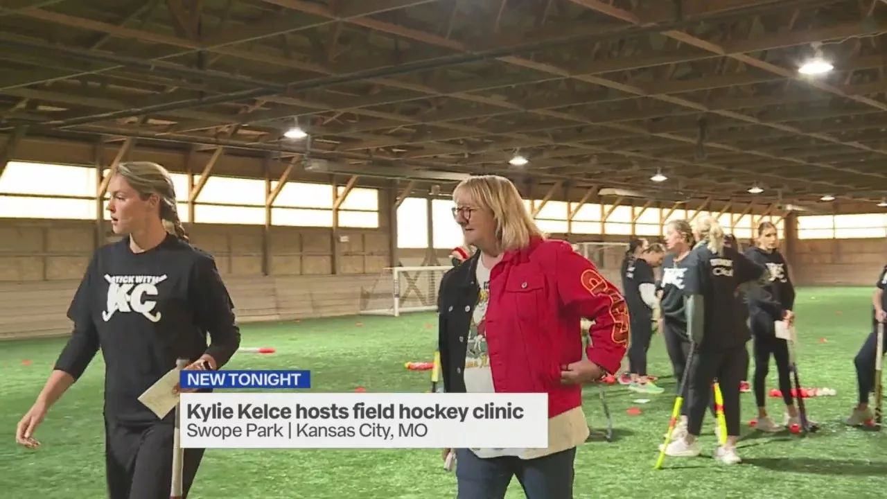 Kylie Kelce Holds Field Hockey Clinic Ahead Of Mnf Newsfinale